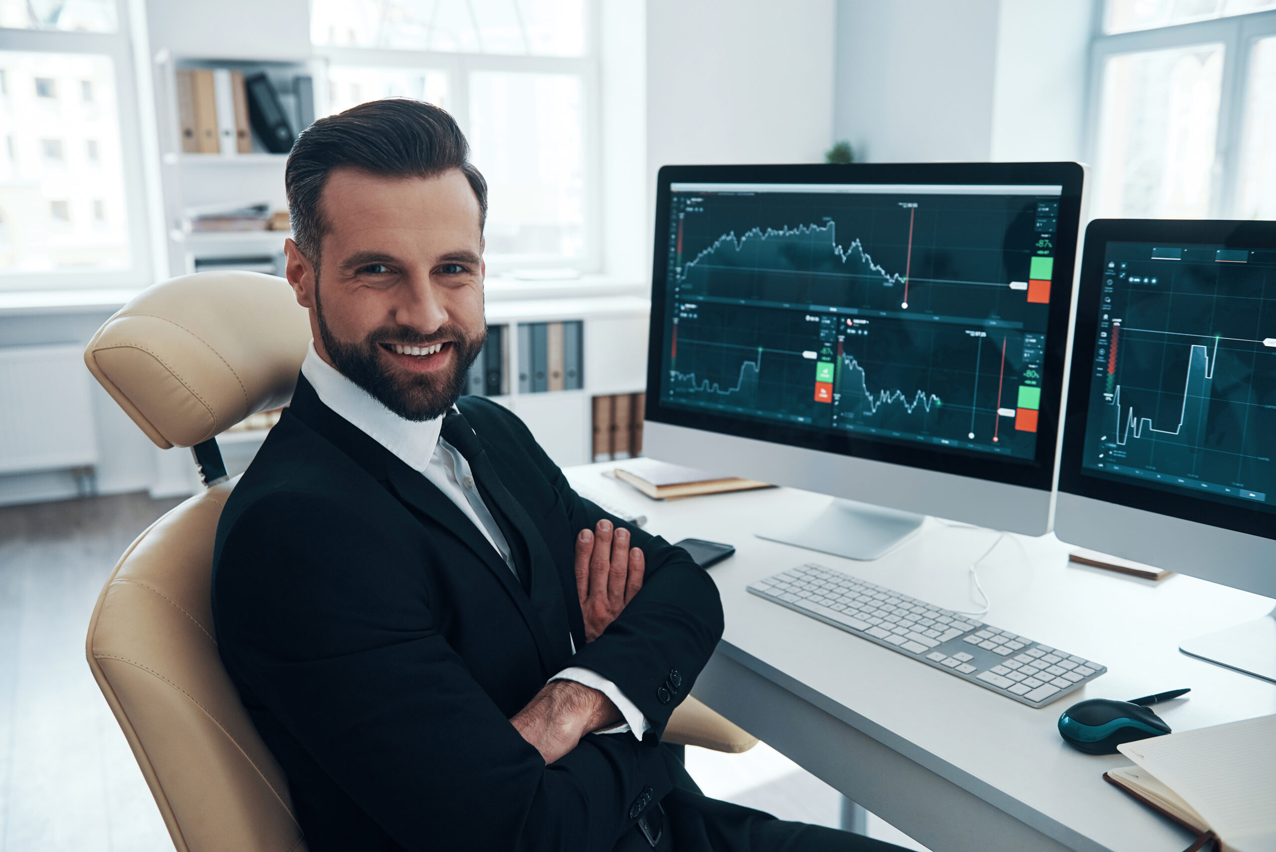 The Lone Trader vs. Seeking Guidance: Do You Need a Leader or Master ...